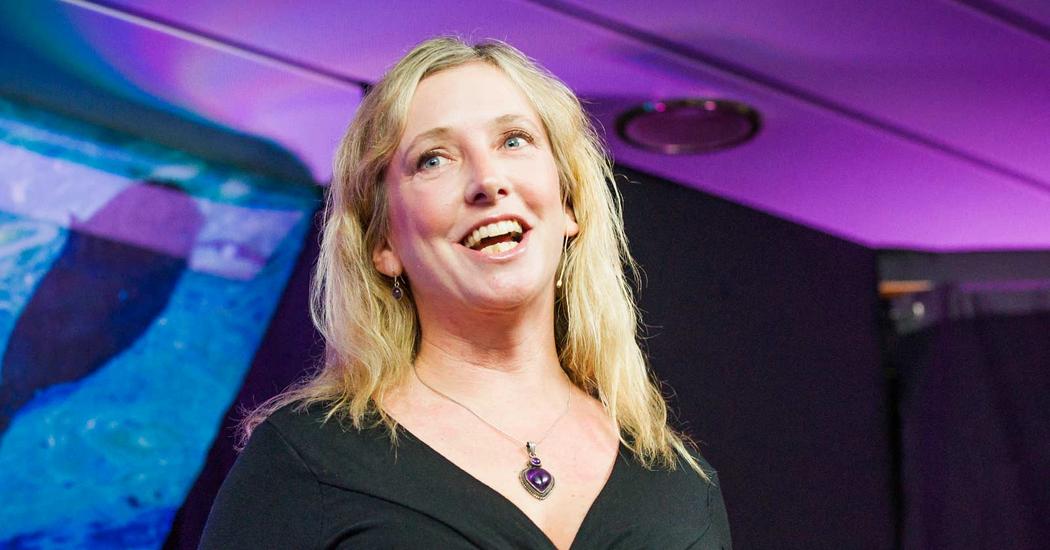 Roz Savage: Why I'm rowing across the Pacific | TED Talk