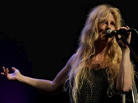 Caroline Lavelle: Casting a spell on the cello | TED Talk