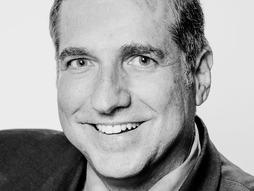 Joachim de Posada: Don't eat the marshmallow! | TED Talk