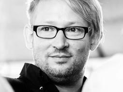 Guy Hoffman: Robots with "soul" | TED Talk