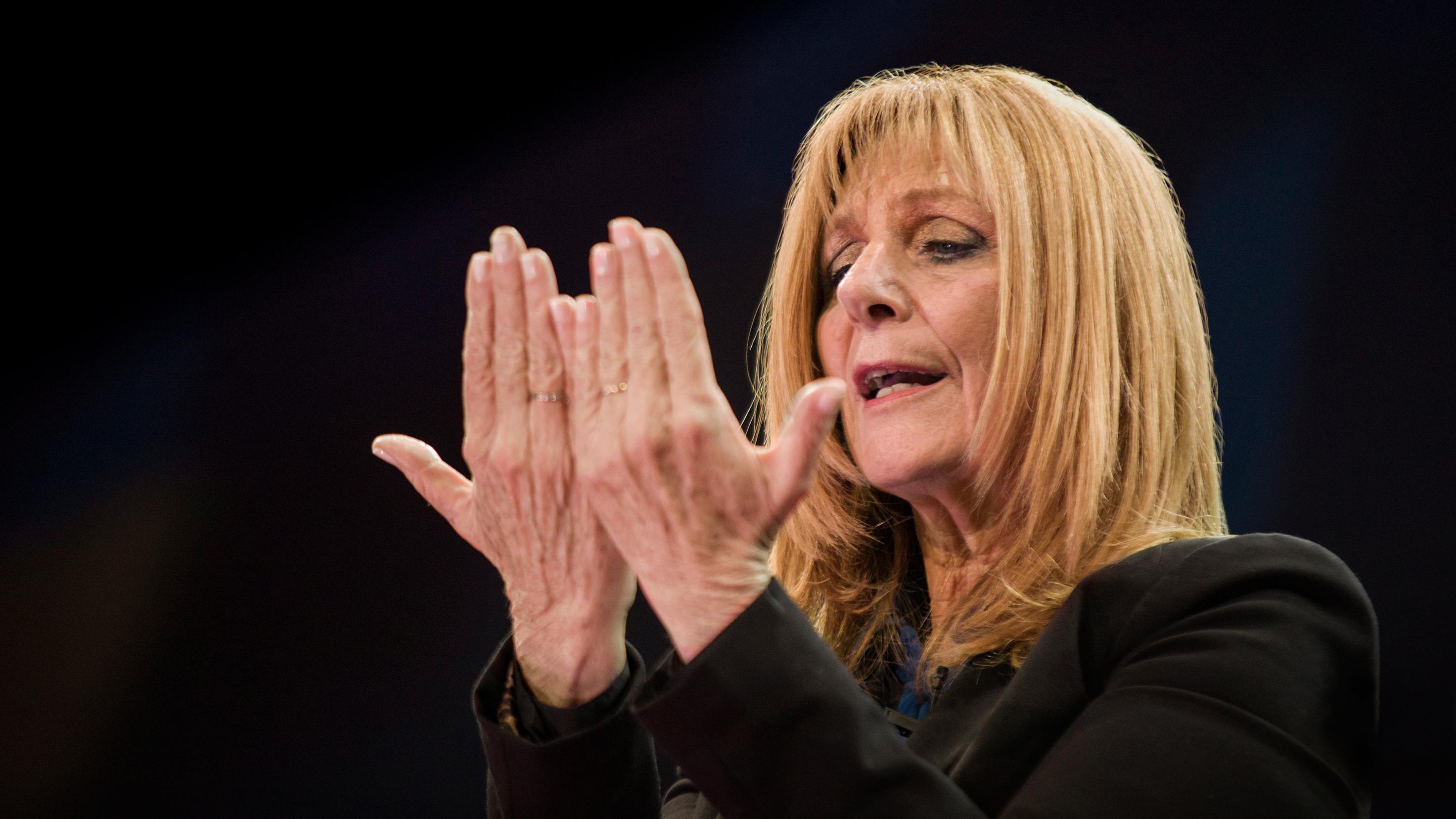 Cristina Domenech: Poetry that frees the soul | TED Talk