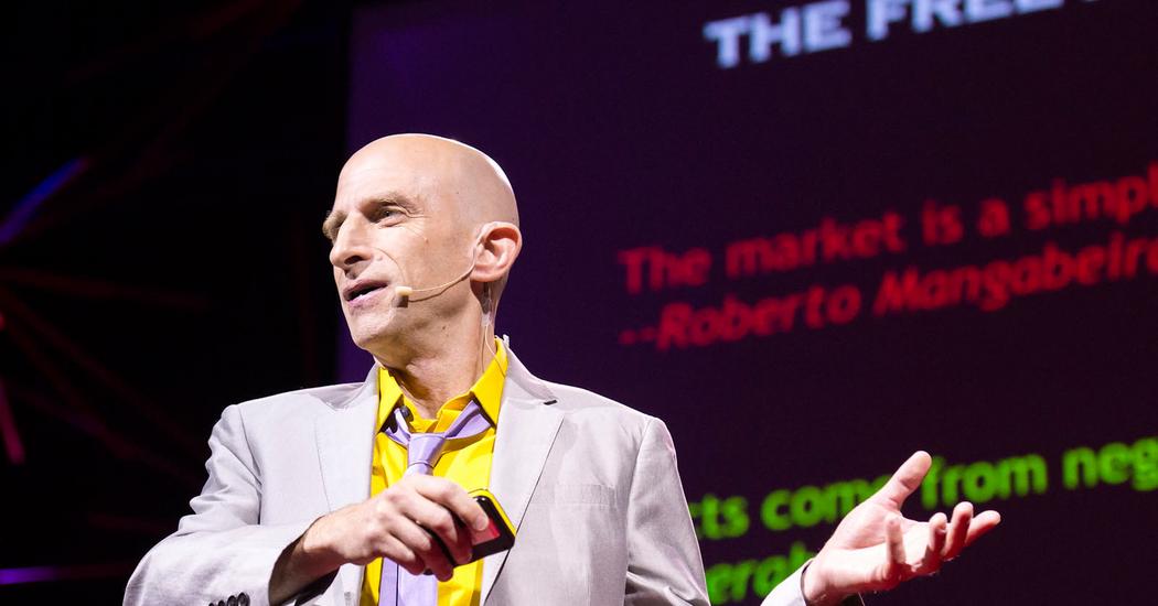 Robert Neuwirth: The power of the informal economy | TED Talk