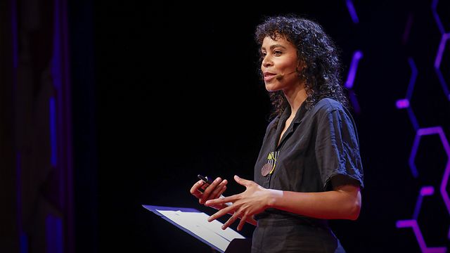 Pelonomi Moiloa: How AI can keep disappearing languages alive | TED Talk Pelonomi Moiloa: How AI can keep disappearing languages alive | TED Talk
