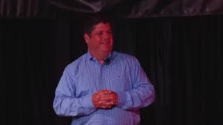 Eric Esquivel: Immigration: You Can Take It To The Bank | TED Talk