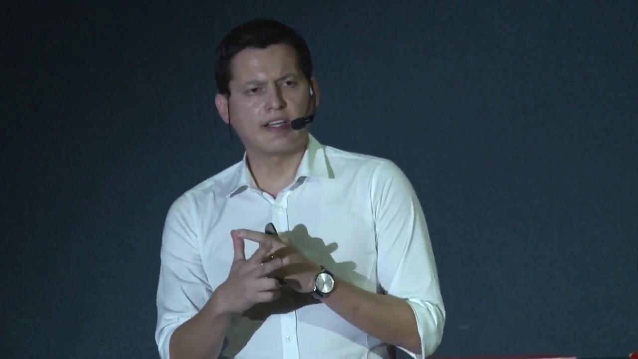 Julio Herrera: El juego de la vida | TED Talk