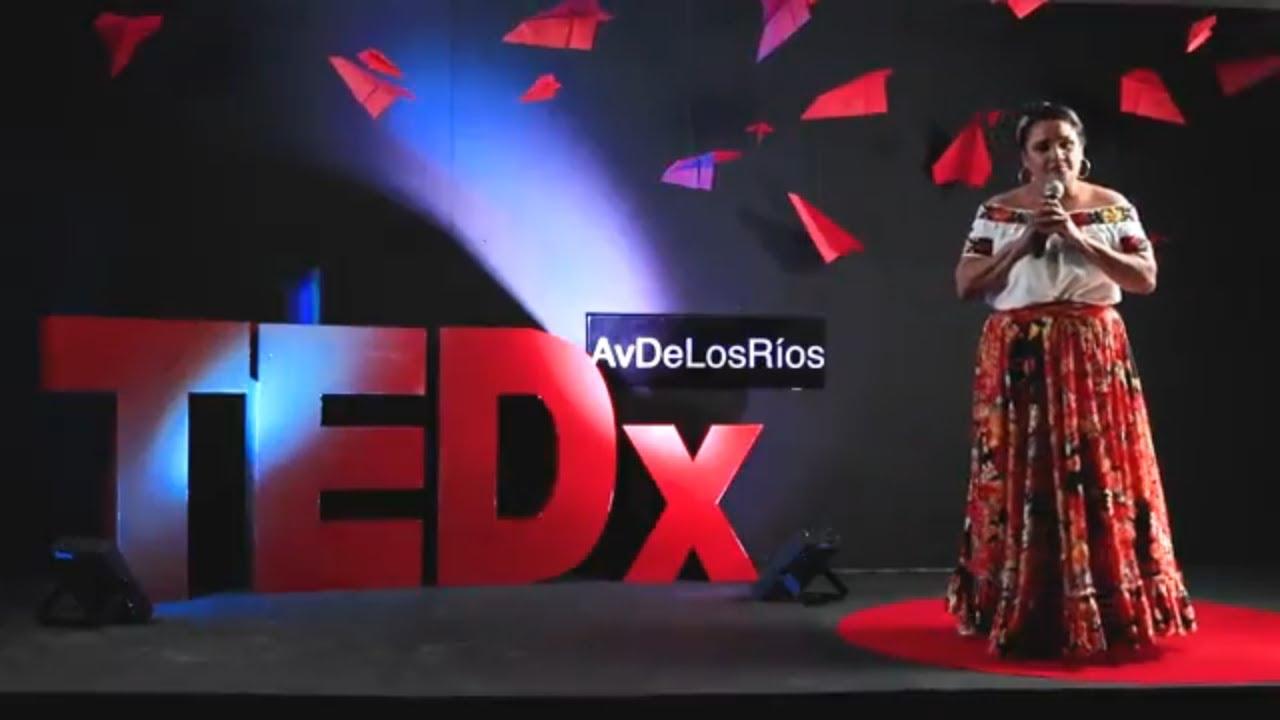 Nelly Córdova Morillo: Una abogada con corazón de cocinera | TED Talk