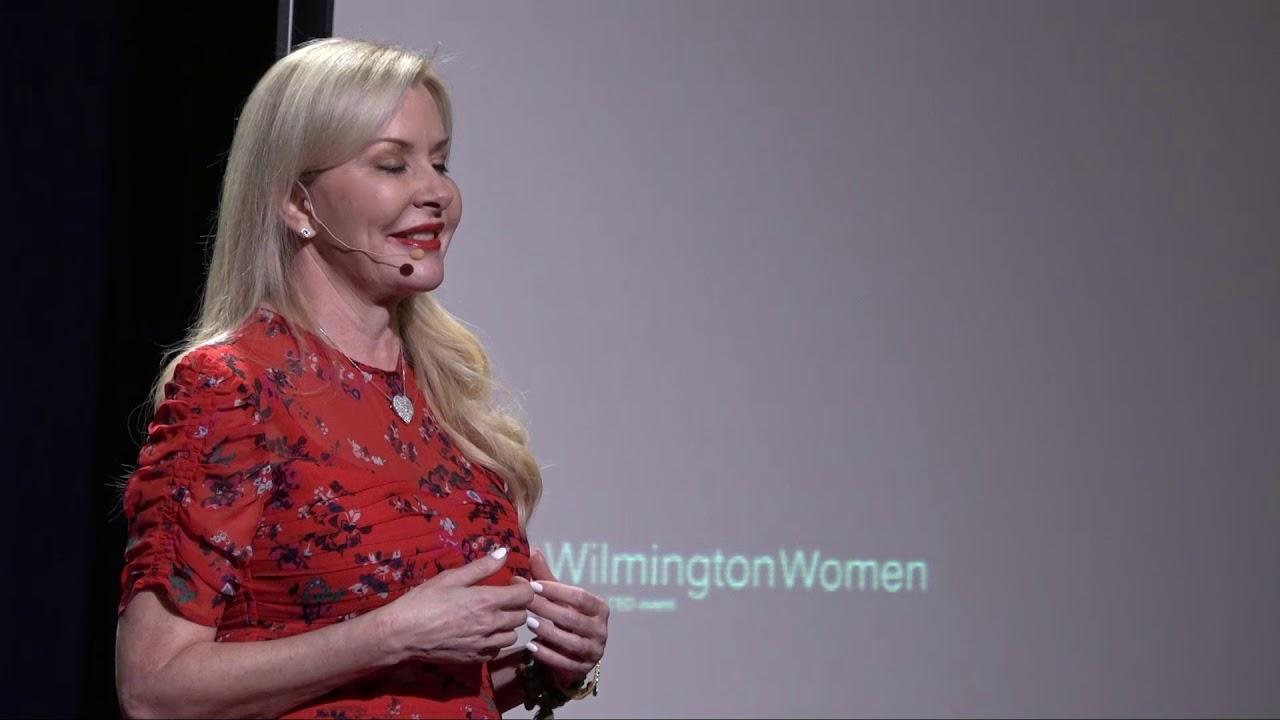 Cynthia Dougherty: Fake News: The Lies Our Brains Tell Us | TED Talk