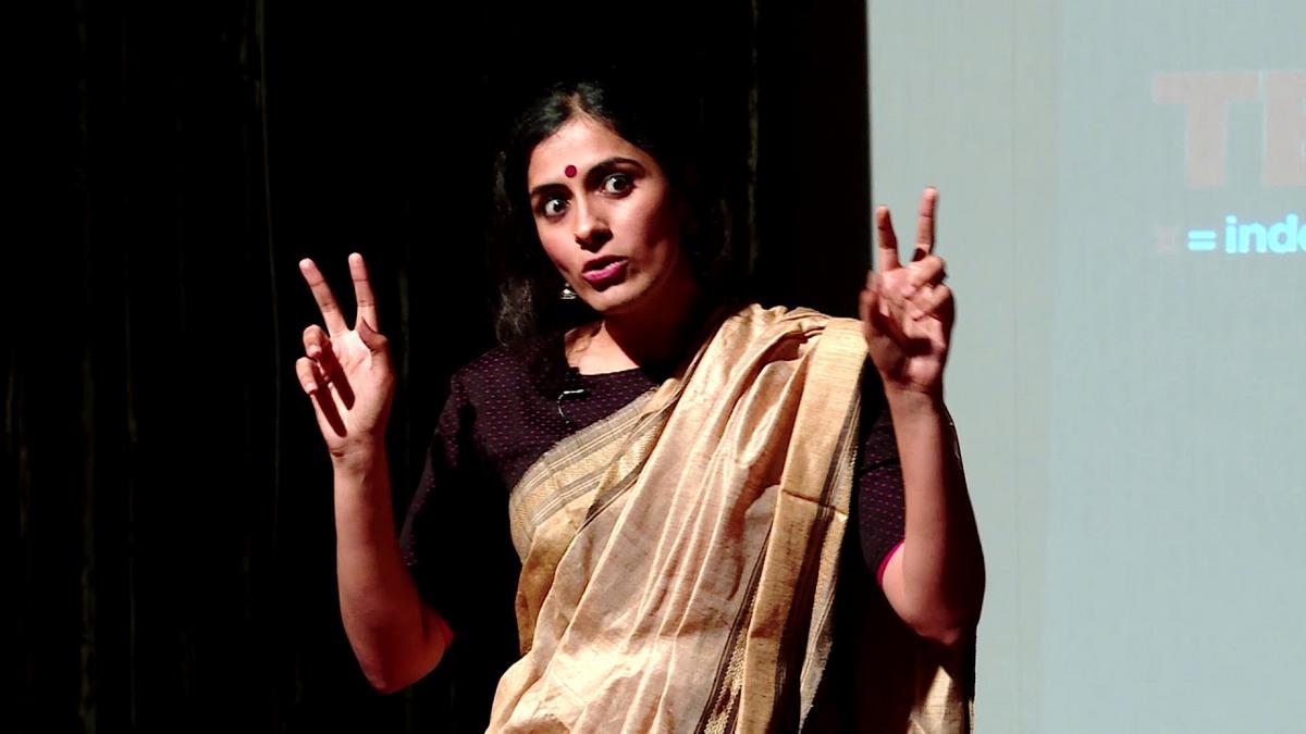 Aarabi Veeraraghavan: Our Dancing body as a canvas for Change | TED Talk