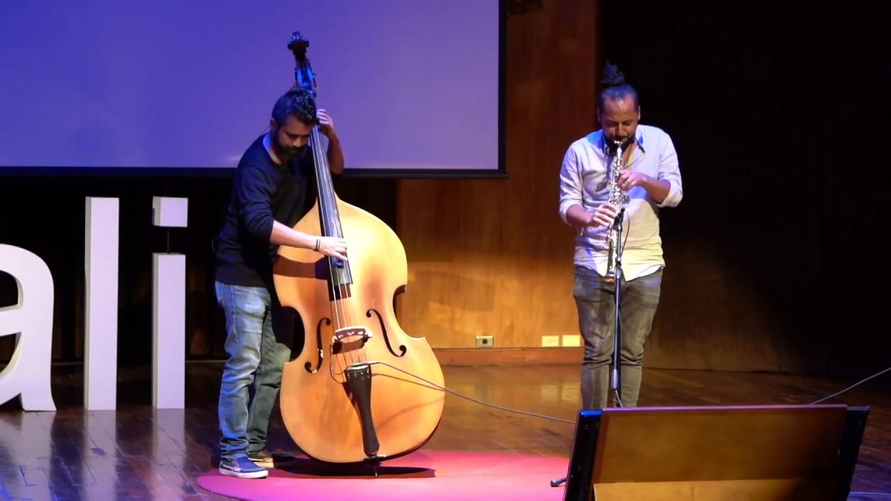 Ary Álvarez: La Improvisación, el azar y la vida cotidiana | TED Talk