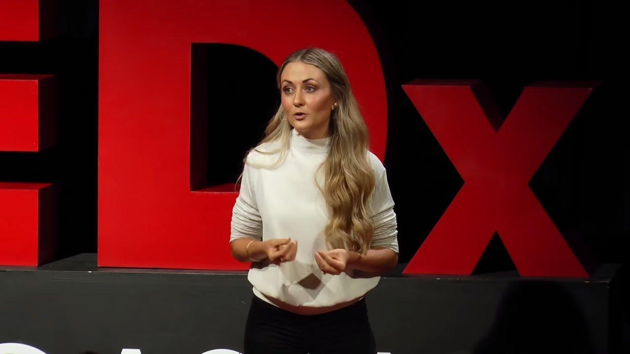 Cristina Obregón: La importancia de no ser importante | TED Talk