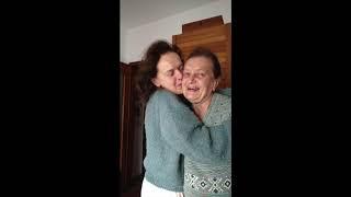 ANGELA BERTELLI: Il fiore sbocciato nel fango | TED Talk