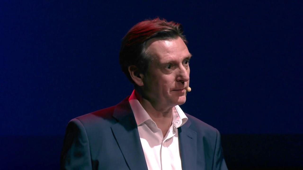 David Pilling: Why economists worry about the wrong things | TED Talk