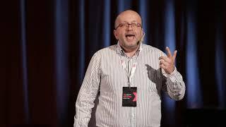 Csaba Lukács: A túlélés művészete | Lukács Csaba | TEDxUdvarhely | TED Talk