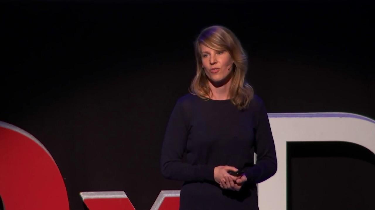 Laura Klauss: How we made plastic waste sexy and beautiful. | TED Talk