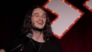 Francisco Murta: A arte como uma arma | TED Talk