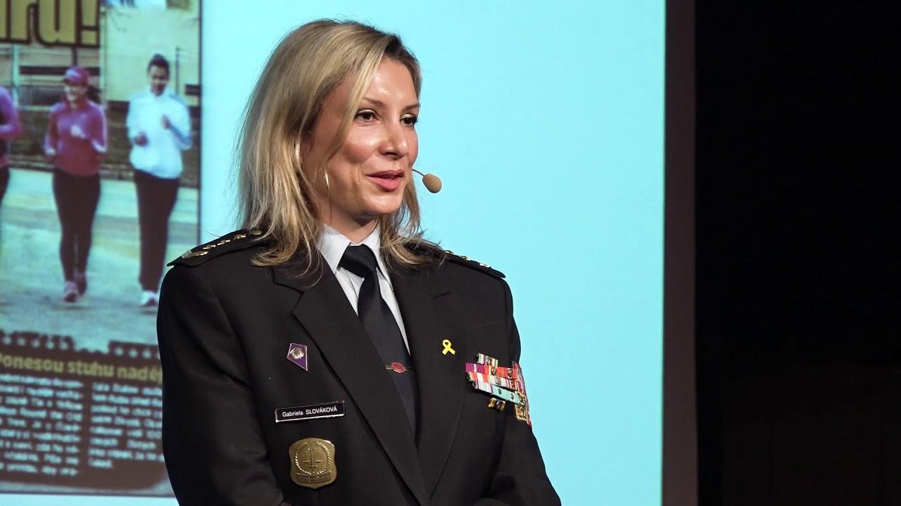 Gabriela Slováková: Uteč předsudkům! | TED Talk