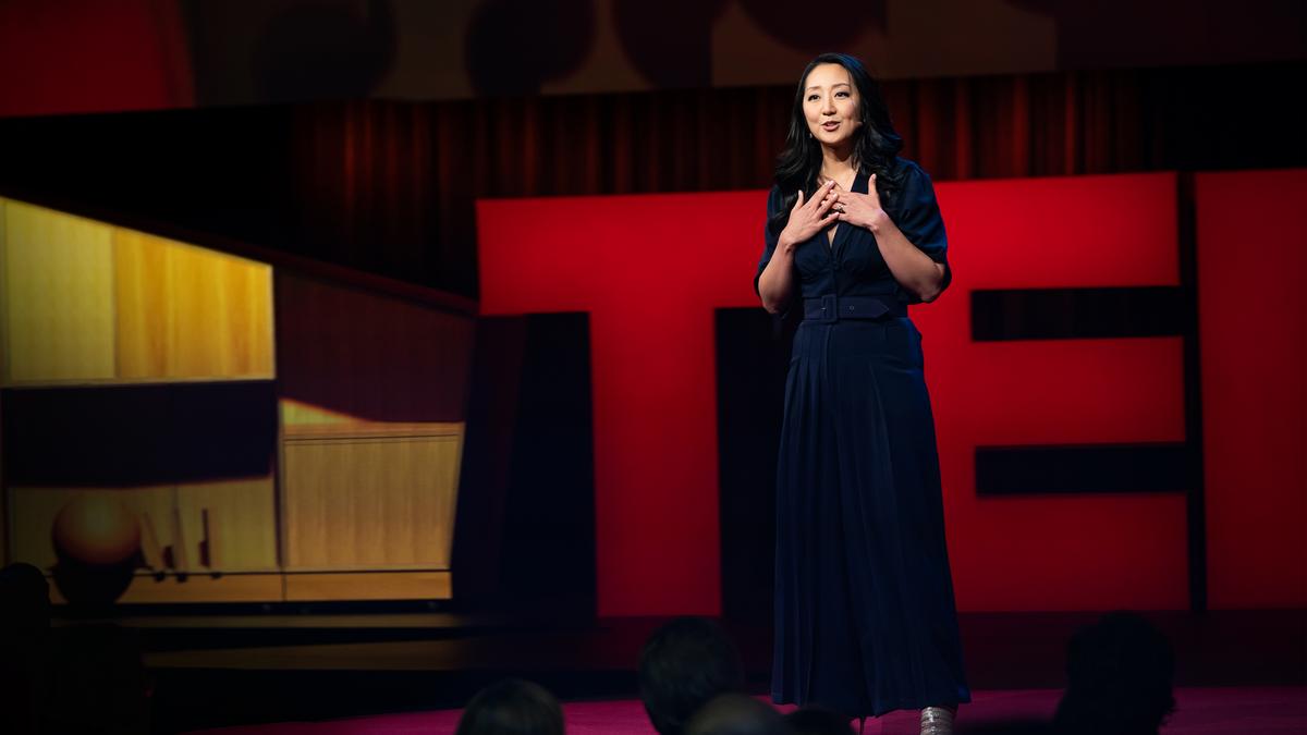 Rebeca Hwang: The power of diversity within yourself | TED Talk