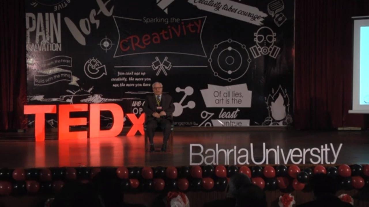 Fateh Muhammad Malik: Poetry reconstructs the religious thoughts | TED Talk