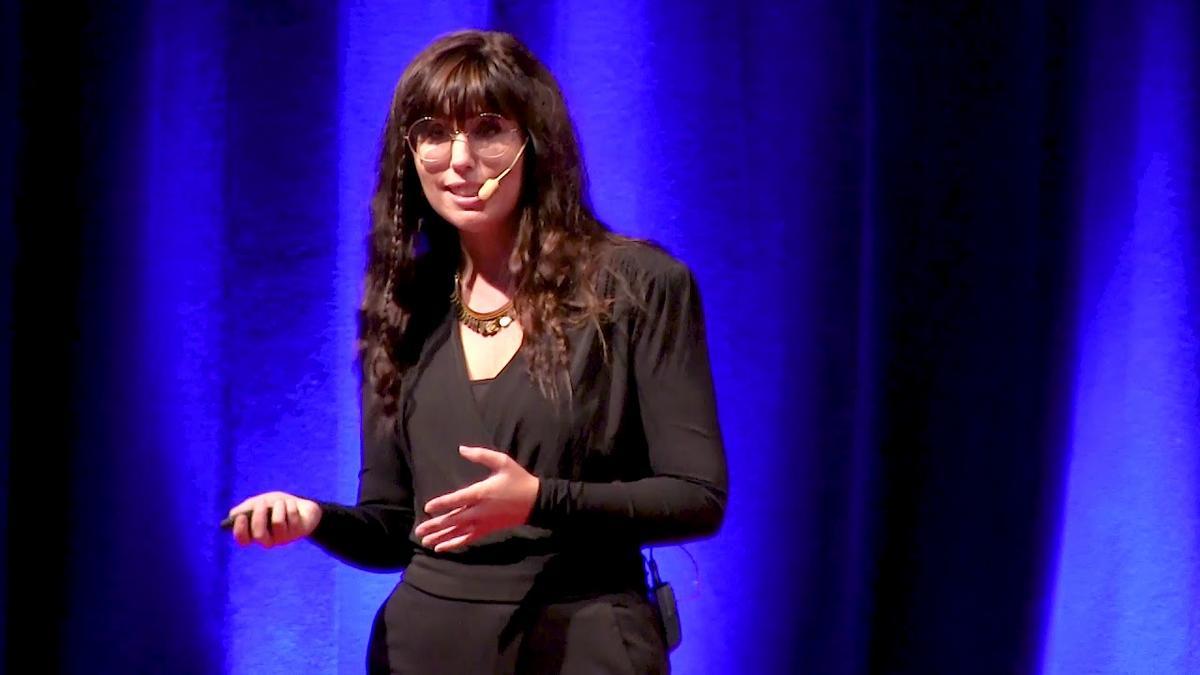 Louise Linden: How empowering the young generation can change the world ...