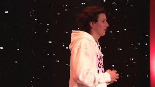 Roberto Morales: QUE CHILLEN LOS MIEDOS | TED Talk