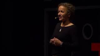 Émilie RIGER: L'écriture re-créative. | TED Talk