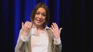 Amparo Luján Barrera: El Cerebro y la Octava Maravilla del Mundo | TED Talk