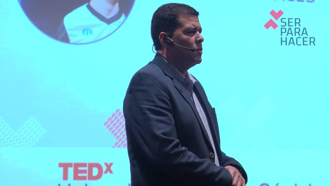Christian Lescano: disCAPACES | TED Talk