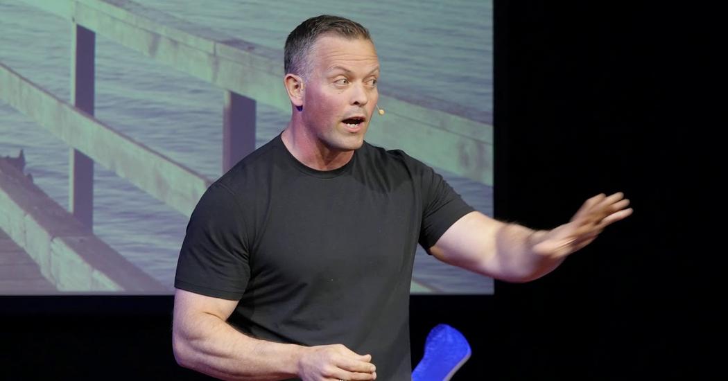 Angus Reid: Mastering the Skill of Trust | TED Talk