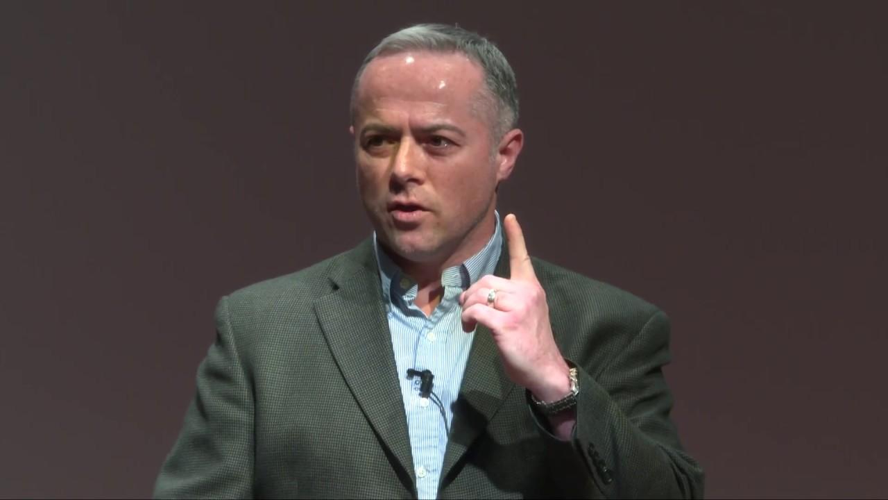 Rob Bentley: Recoding the Community Through 140 Lives | TED Talk