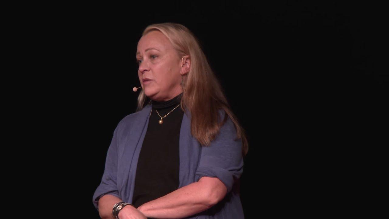 Sue Houghton: Shark Smart | TED Talk