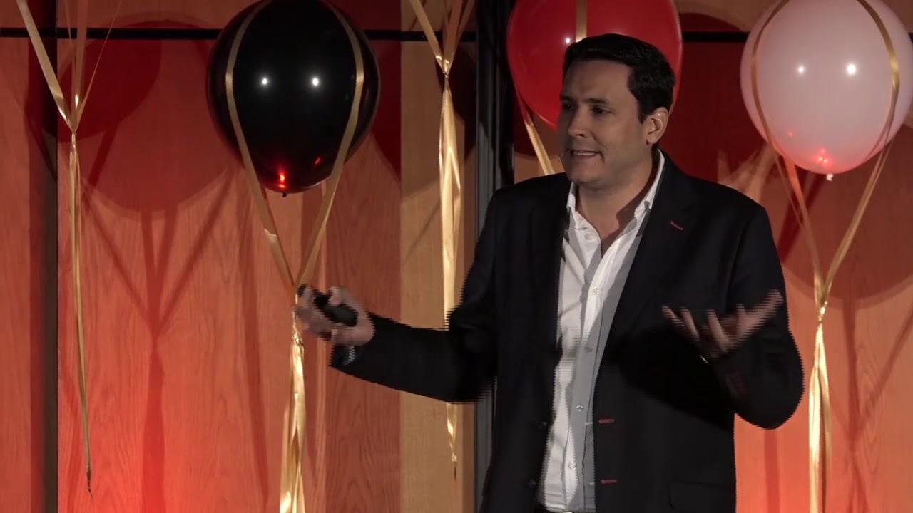 Alejandro Zapata: Veinticuatro - Siete | TED Talk