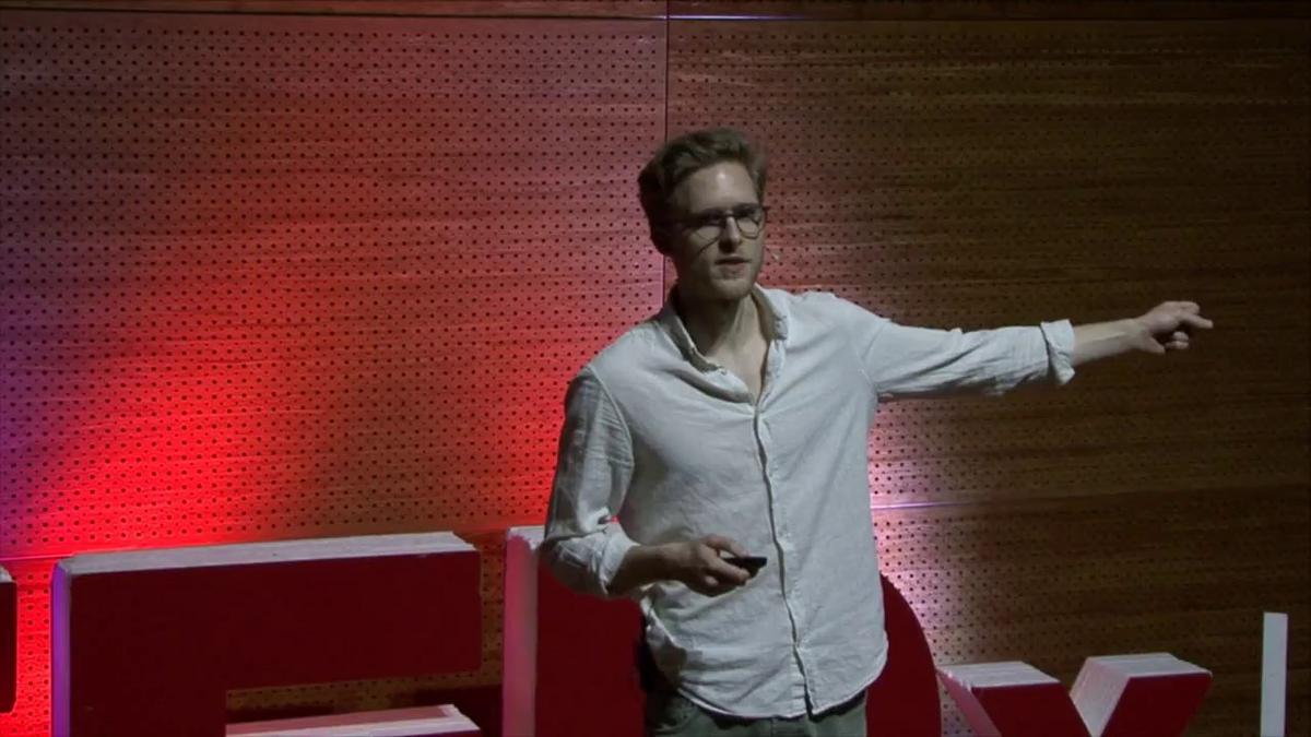 Timo Schmidt: Rethinking the 'European refugee crisis' on a bike | TED Talk