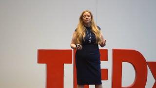 Janat Blackmon: The Edge of the Digital Age: The Student Experience ...