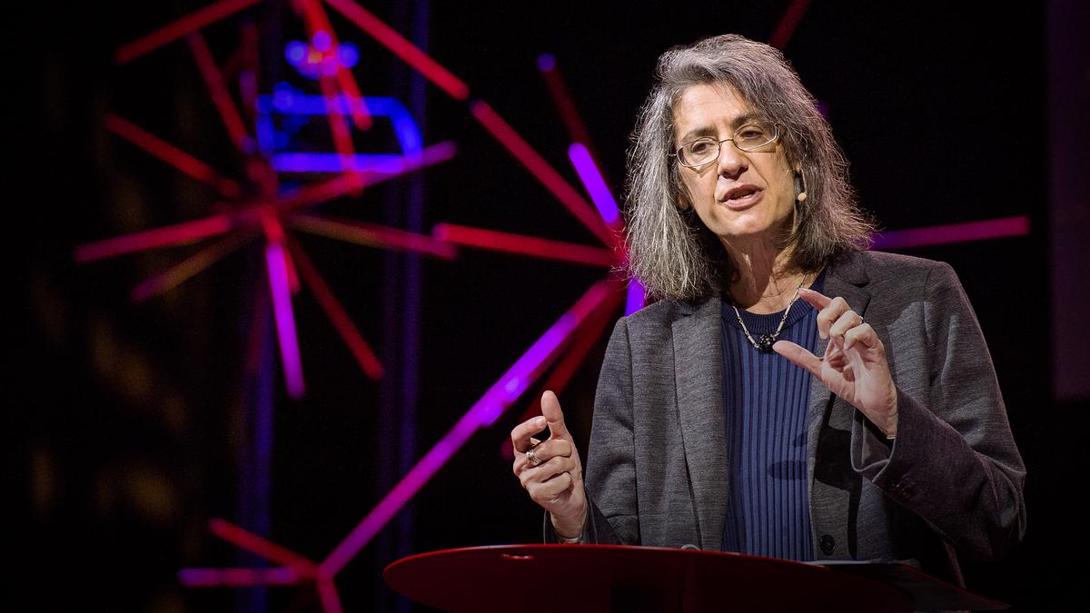Elyn Saks: A tale of mental illness -- from the inside | TED Talk Elyn Saks: A tale of mental illness -- from the inside | TED Talk