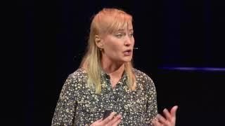 Sarah DeYoung: Pets in Disasters | TED Talk