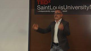 César Astudillo: Al diablo los planes, cuida tu postura | TED Talk