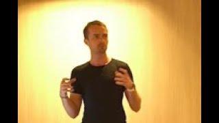 Mikey Hash: Puterea de a face ceea ce iti place | TED Talk