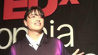 Eduardo Oliver: The Limitations of Labels and the Joy of Not Belonging ...