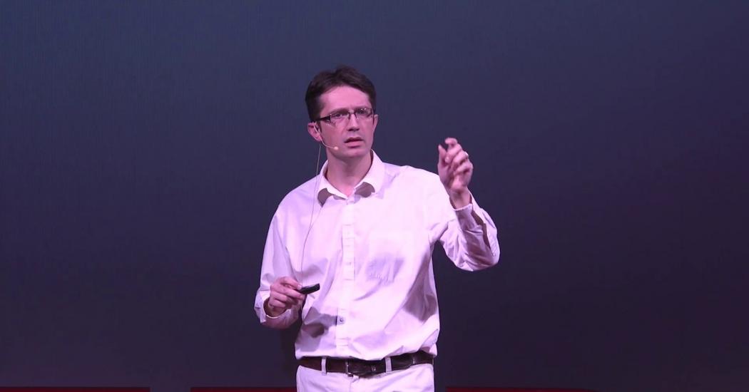 Christophe Couteau: L'ordinateur de demain sera t-il quantique? | TED Talk