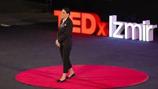 Itır Erhart: Smokinin Cinsiyeti | TED Talk