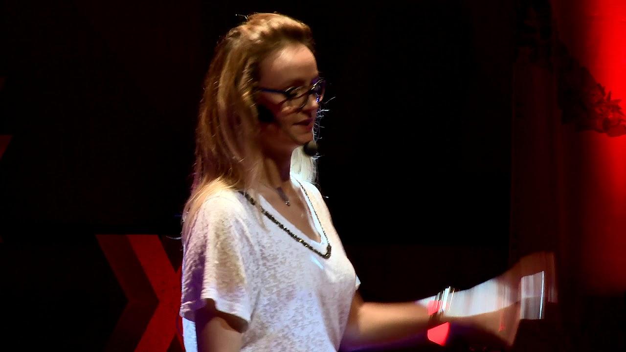 Magdalena Urbaniak: Ile potrzeba traktorów, aby zdobyć świat? | TED Talk