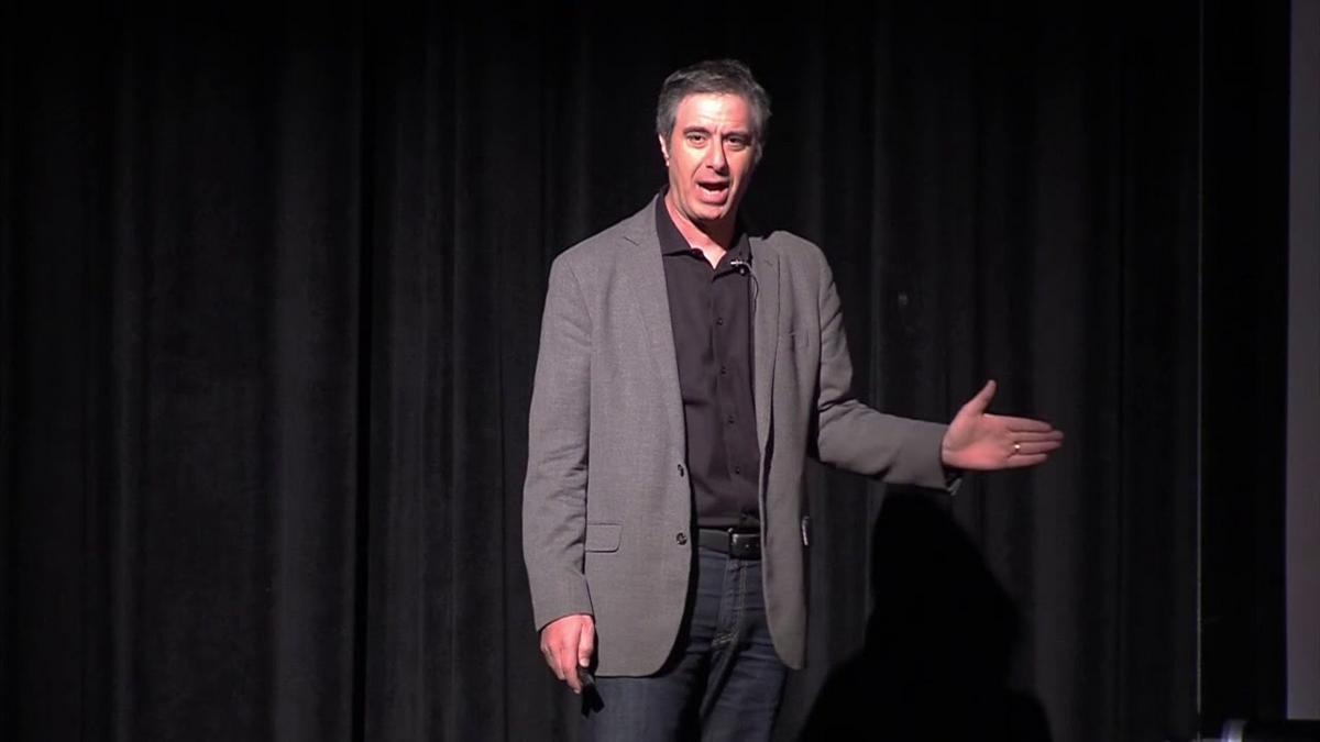 Alan Schwarz: Hail Mary: Women in Football | TED Talk