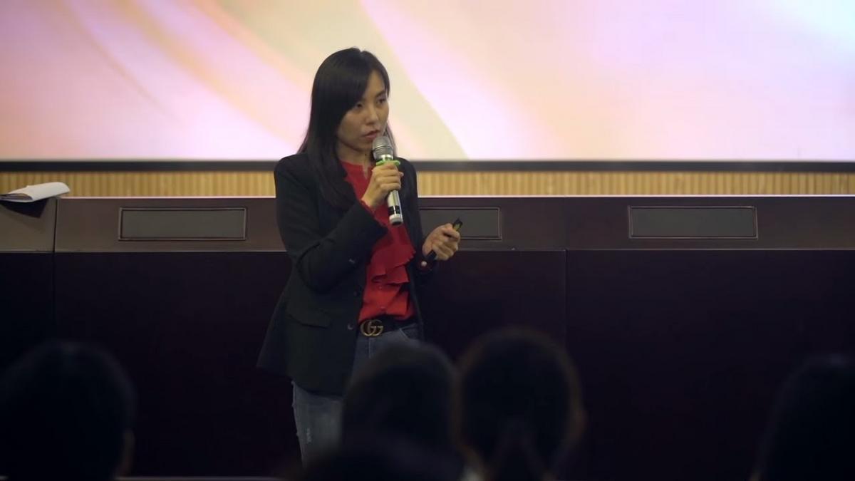 Yanan Han: Stick to Your Interests | TED Talk