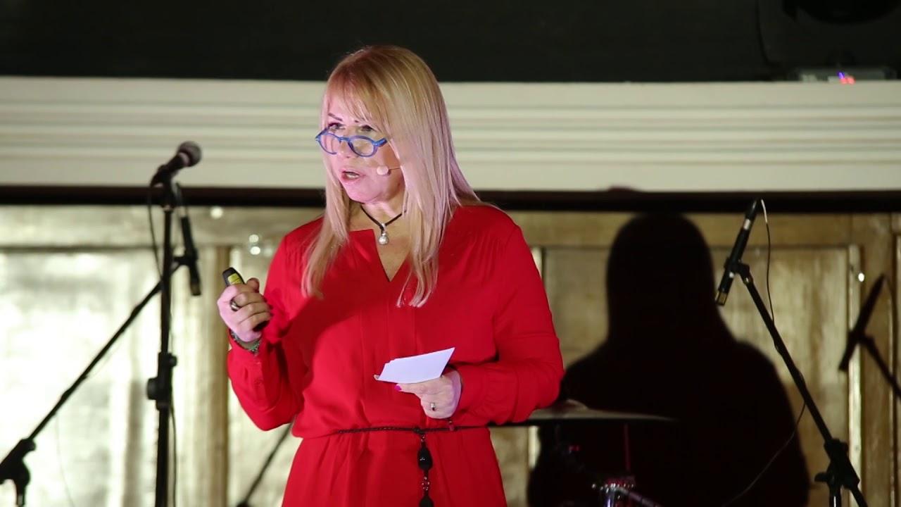 Cristina Trepcea: Imaginea de sine | TED Talk