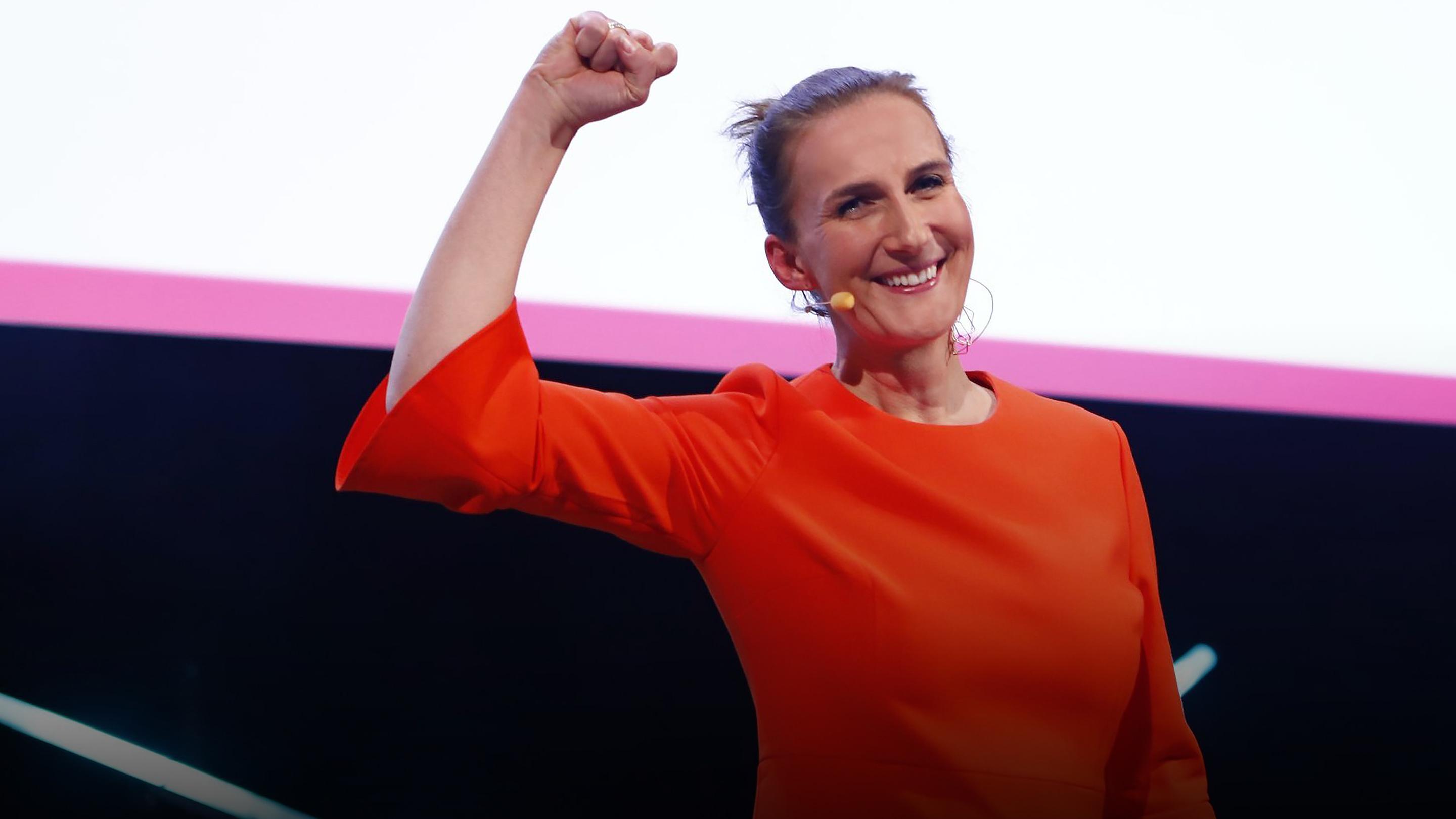 Katja Nettesheim: Digitalisierung + Unternehmensidentität = Fluidität ...