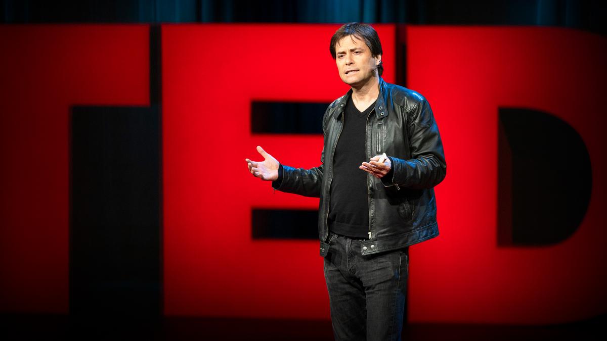 Max Tegmark: How to get empowered, not overpowered, by AI | TED Talk